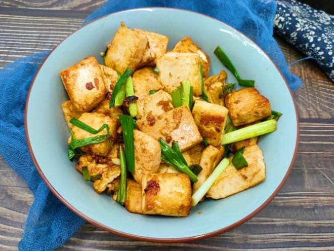 Cách chế biến món đậu phụ, giòn bên ngoài, mềm bên trong, không khô mà ...