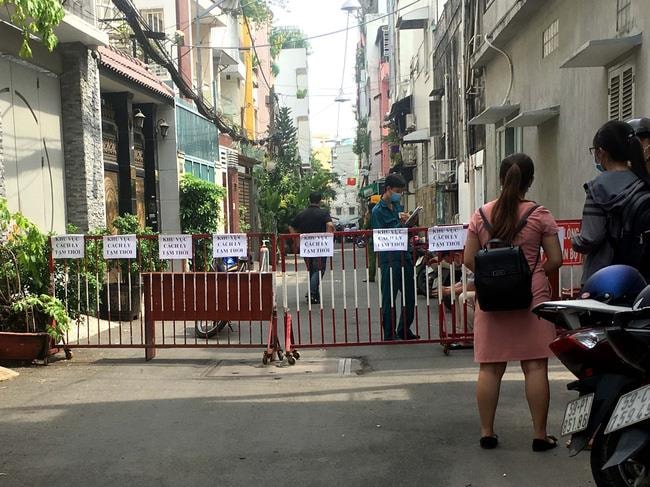 TP HCM: Việc tháo gỡ rào chắn sau 1/10 đang được nghiên cứu kỹ