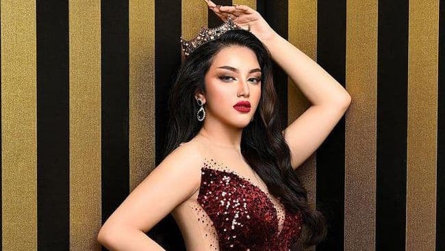 Nhan sắc nóng bỏng của nữ diễn viên 23 tuổi vừa bị bắt vì bán dâm với ...