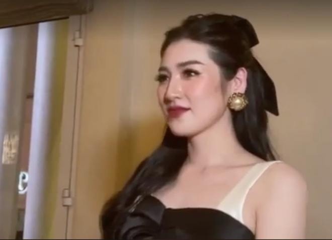 Nhan sắc của Á hậu Tú Anh liệu có lung linh như trên mặt báo khi bị ...