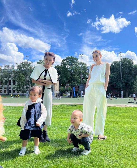 Dù khác nhau về ngoại hình lẫn tính cách nhưng Leon và Lisa lại có điểm ...