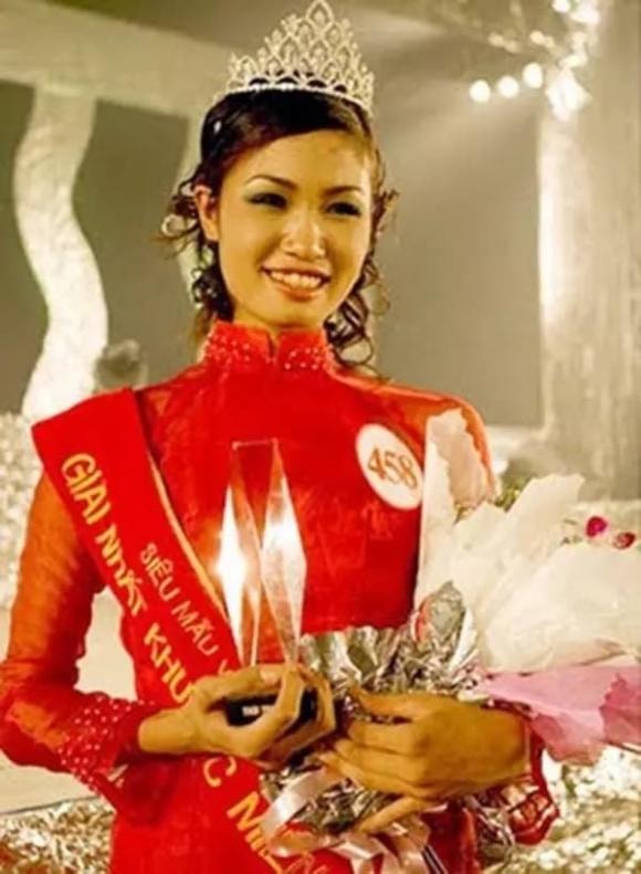Đại diện Việt Nam đầu tiên tại Miss Universe giờ ra sao?
