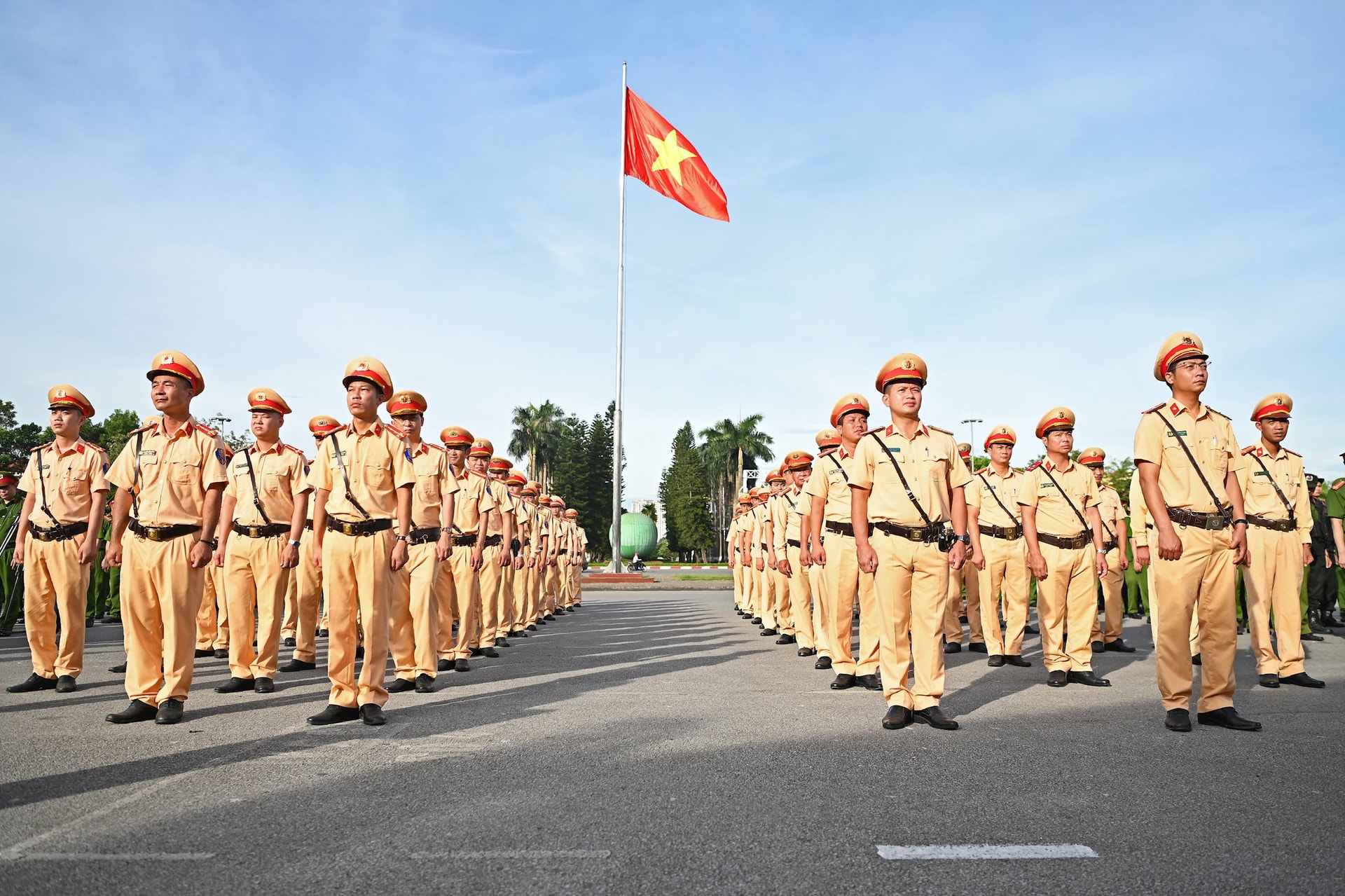 79 năm Ngày truyền thống Lực lượng Cảnh sát Giao thông (21/2/1946 – 21/2/2025) Phát huy truyền ...