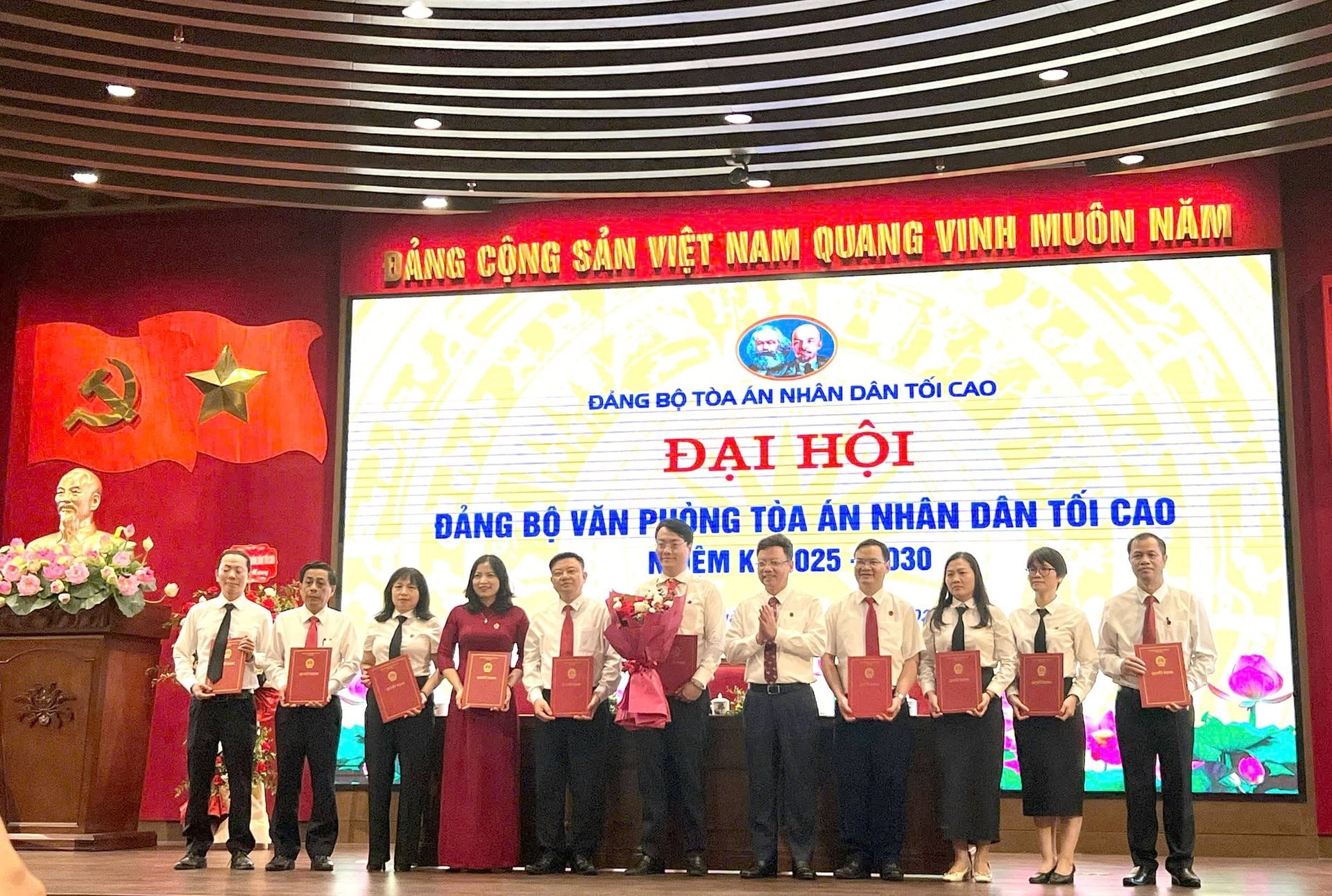Đại hội Đảng bộ Văn phòng TANDTC nhiệm kỳ 2025 - 2030