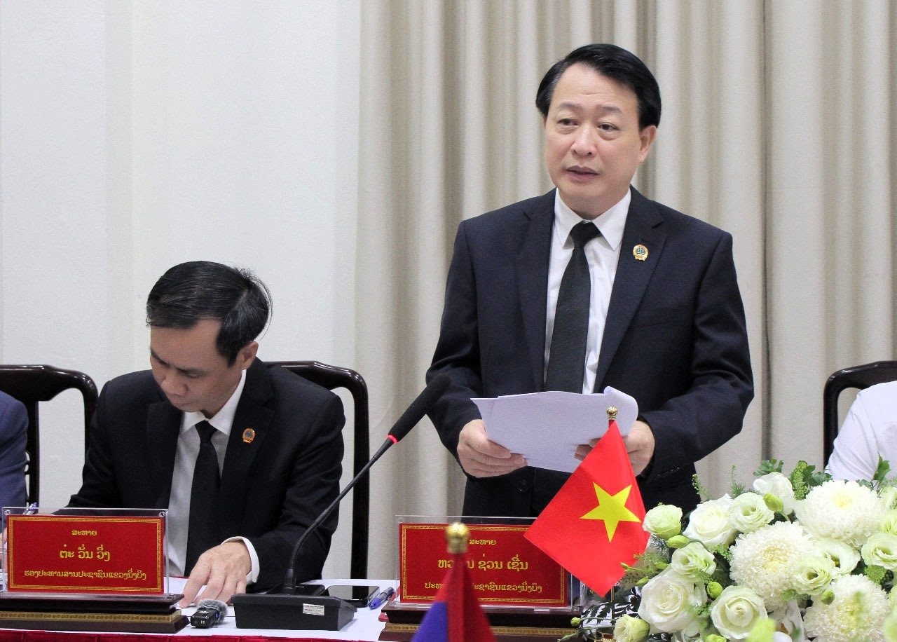 Tăng cường hợp tác giữa TAND tỉnh Ninh Bình và TAND tỉnh Bo Kẹo (Lào)