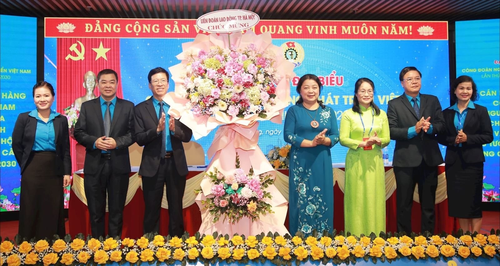 Công đoàn tích cực đồng hành cùng sự phát triển của hệ thống VDB