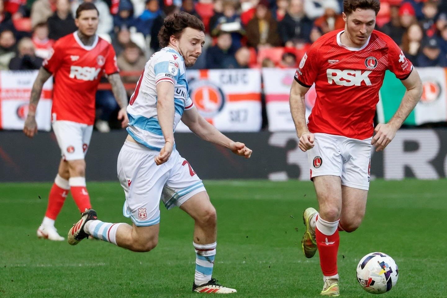 Câu chuyện cổ tích của Wrexham gây chú ý trước cuộc đối đầu Chelsea