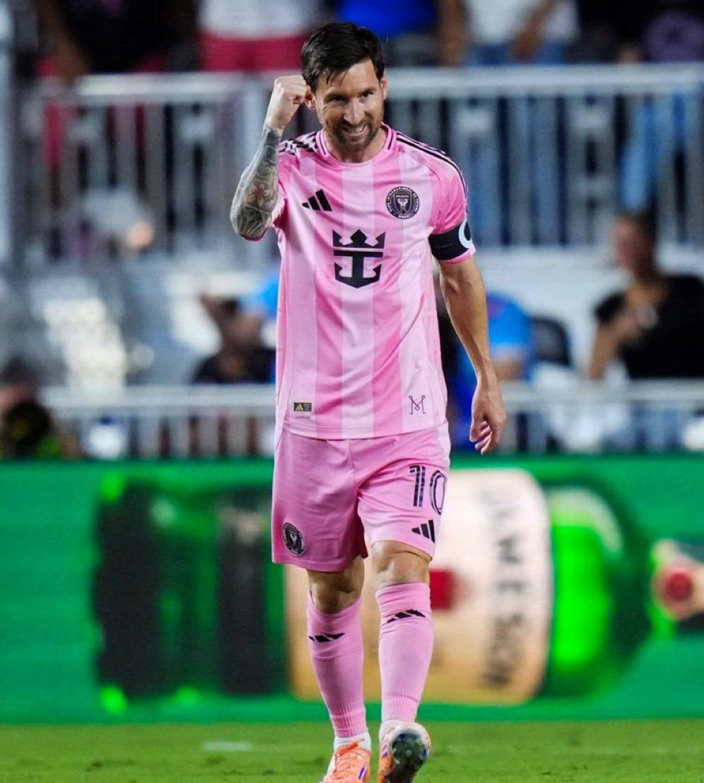 Messi lập cột mốc lịch sử với bàn thắng ở phút thứ 7