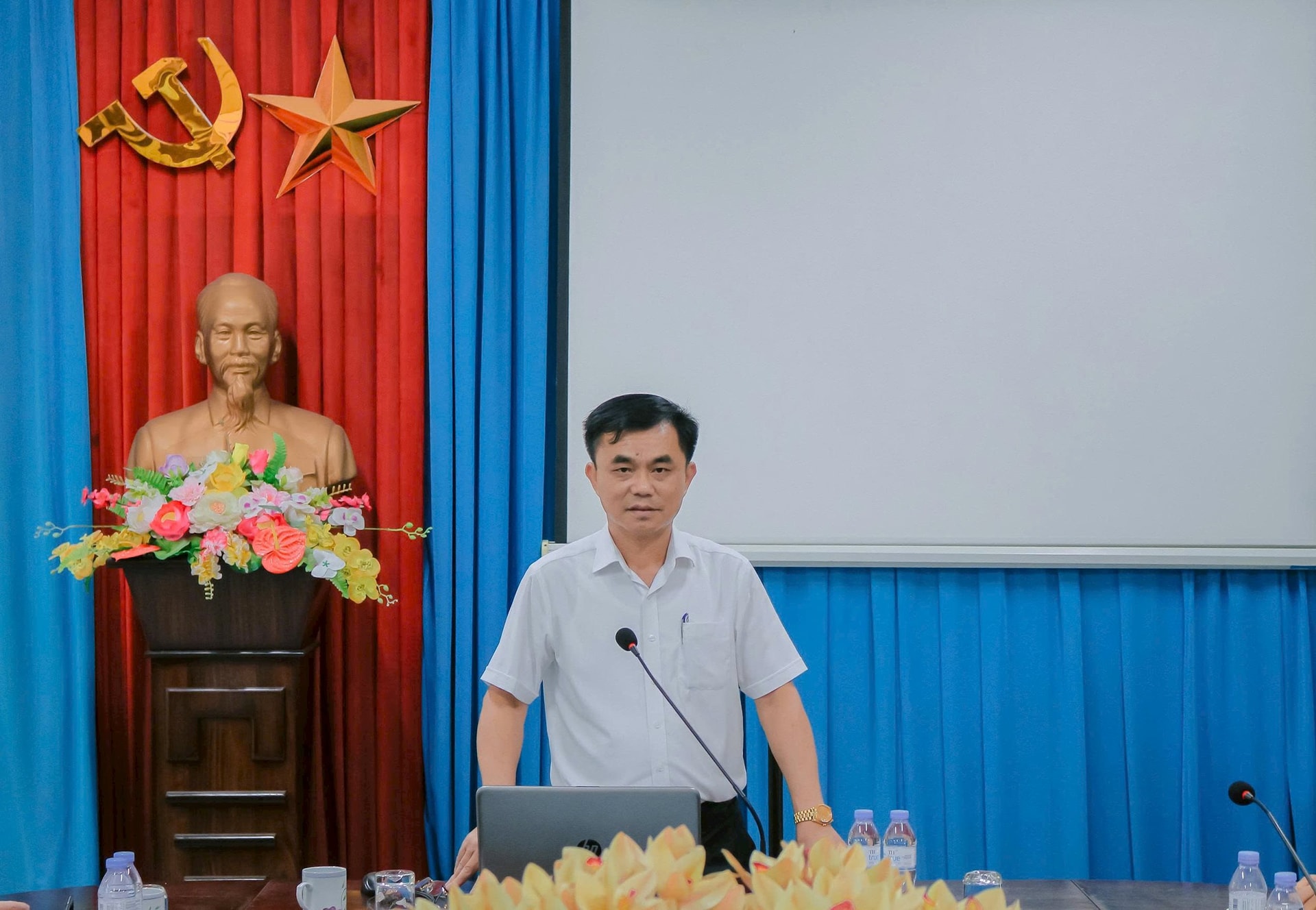 TAND khu vực 1 - Ninh Bình tổ chức phiên tòa rút kinh nghiệm trực tuyến ...