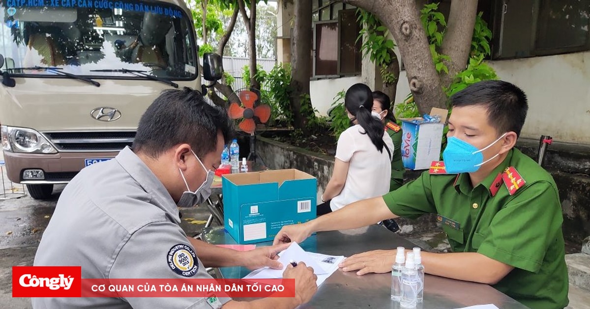 TP.HCM: Mở cao điểm cấp CCCD cho hơn 115.000 công dân thường trú, tạm trú