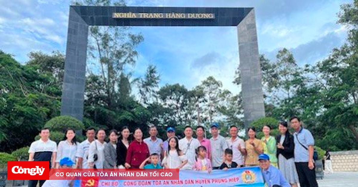 TAND huyện Phụng Hiệp về nguồn tại Côn Đảo