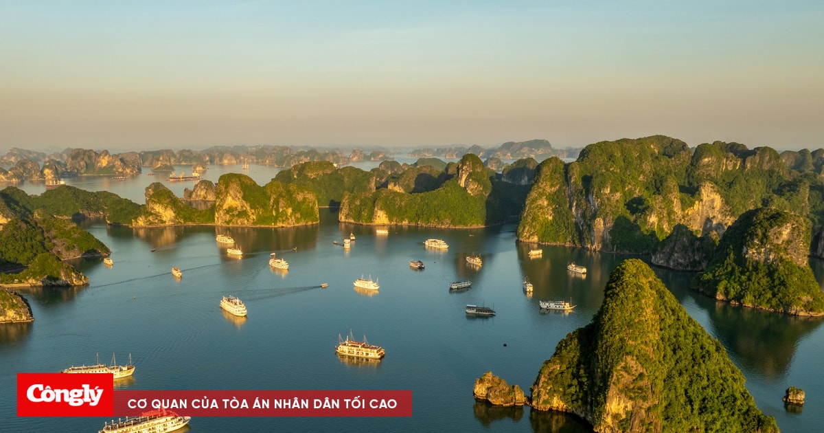 Vịnh Hạ Long: Di sản thế giới và bài toán phát triển bền vững