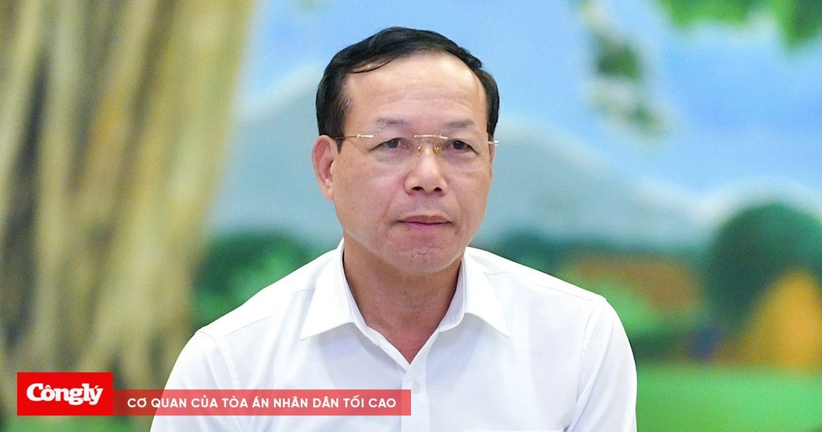 Chủ tịch nước đồng ý kéo dài thời gian công tác và giữ nguyên chức vụ ...