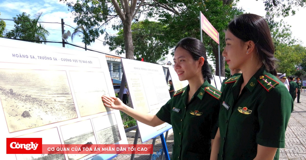 Triển lãm 'Hoàng Sa, Trường Sa - Biển, đảo thiêng liêng'