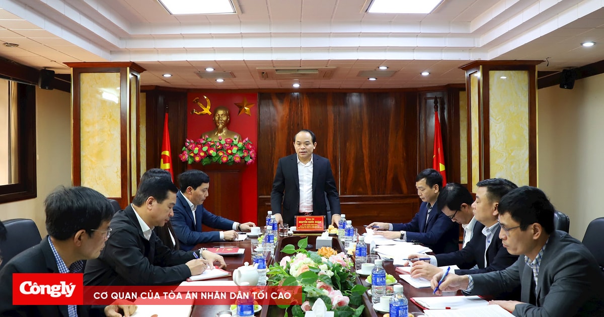 Phó Chánh án TANDTC Nguyễn Quốc Đoàn làm việc với Báo Công lý