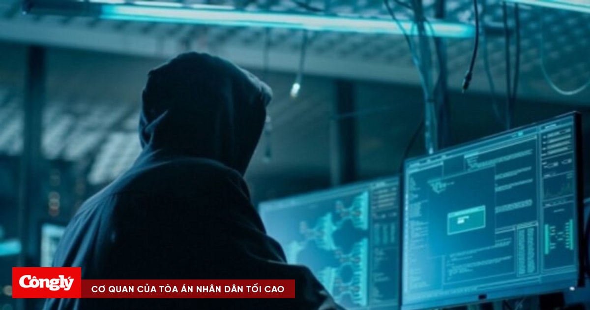 Hacker Iran công bố hơn 300 email của Giám đốc FBI