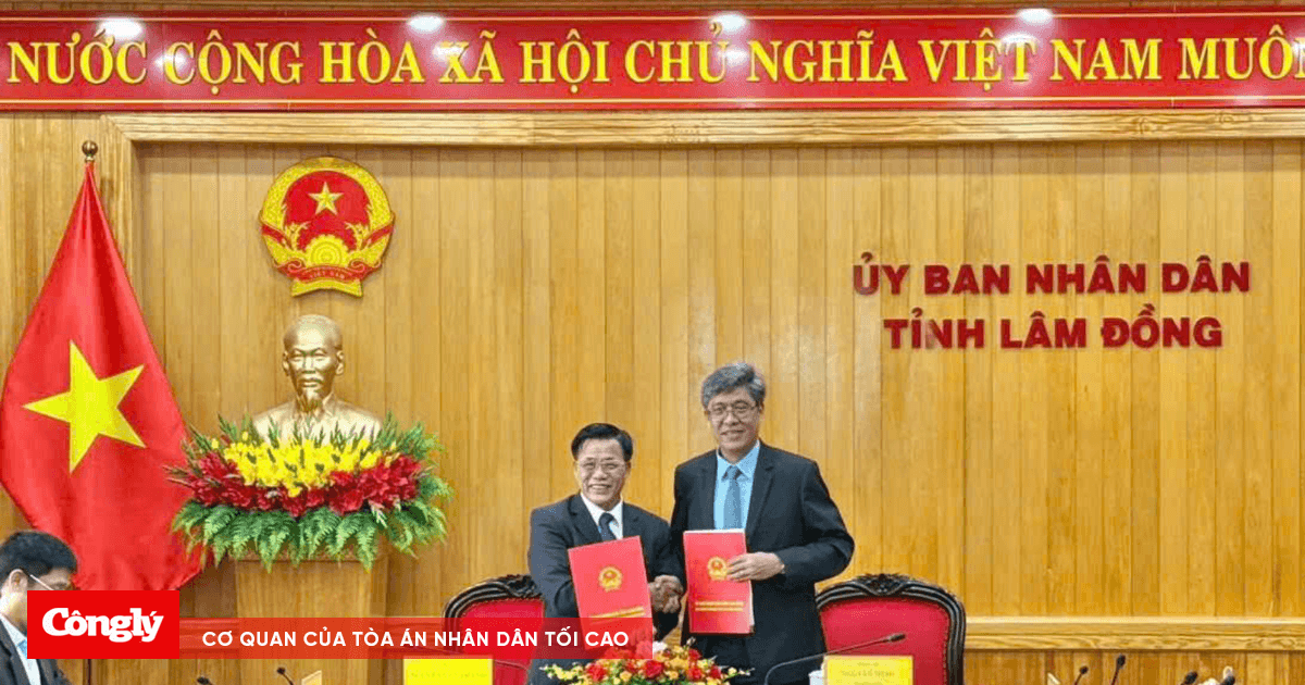 UBND tỉnh và TAND tỉnh Lâm Đồng ký kết quy chế phối hợp